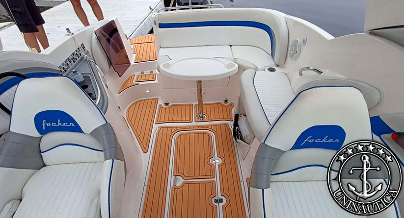 Fibrafort Focker 255 ano 2006 - Lancha a Venda - Unináutica